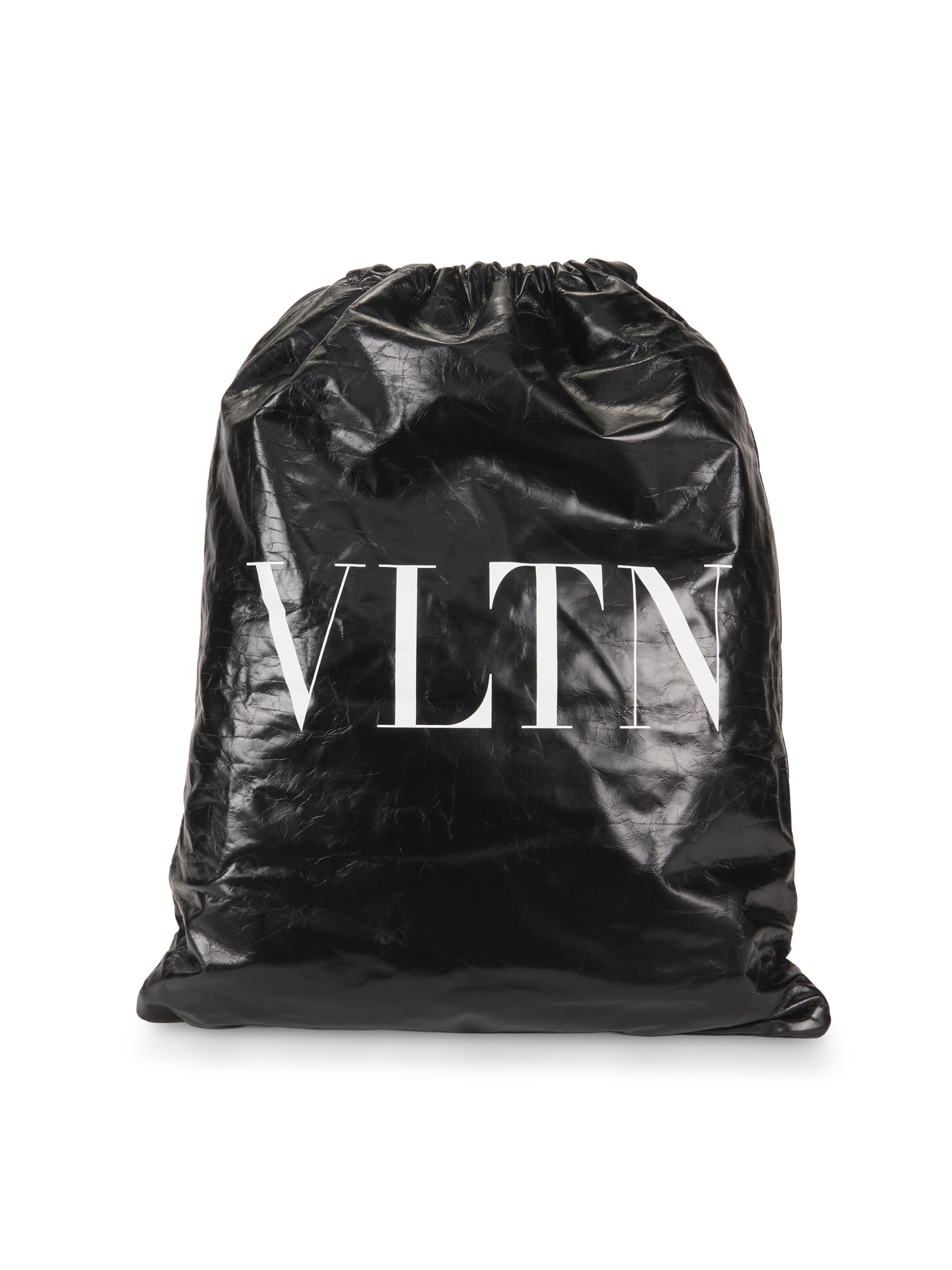 Click here for Valentino Garavani Mens Logo Backpack - Black Whit... prices